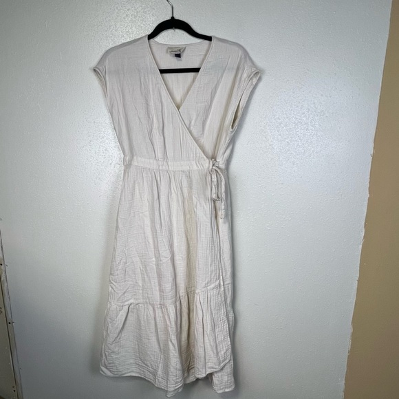 Universal Thread | Dresses | Universal Thread Cream Gauzy Wrap Dress ...